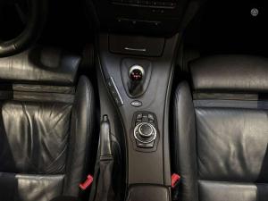 Black BMW M3 2008 in Vilnius, with an engine capacity of 4.00 L and mileage of 128 thousand km for 36500 €, photo 24 on AUTOMOTO.COM.LV