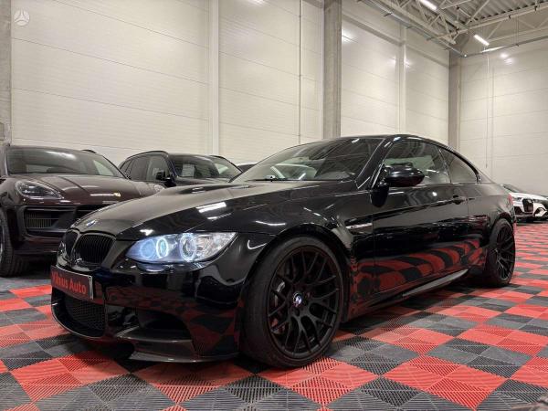 Black BMW M3 2008 in Vilnius, with an engine capacity of 4.00 L and mileage of 128 thousand km for 33000 €, photo 1 on AUTOMOTO.COM.LV