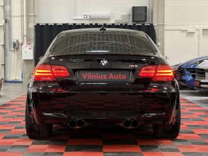 Black BMW M3 2008 in Vilnius, with an engine capacity of 4.00 L and mileage of 128 thousand km for 33000 €, photo 6 on AUTOMOTO.COM.LV