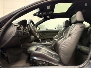Black BMW M3 2008 in Vilnius, with an engine capacity of 4.00 L and mileage of 128 thousand km for 33000 €, photo 14 on AUTOMOTO.COM.LV