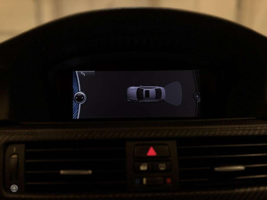 Black BMW M3 2008 in Vilnius, with an engine capacity of 4.00 L and mileage of 128 thousand km for 33000 €, photo 29 on AUTOMOTO.COM.LV