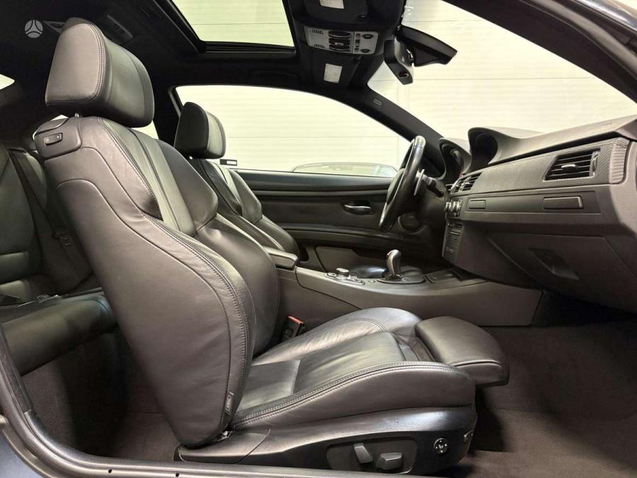 Melns BMW M3 2008 Viļņa, ar dzinēja tilpumu 4.00 L un nobraukumu 128 tūkst. km par 32790 €, foto 18 vietnē AUTOMOTO.COM.LV