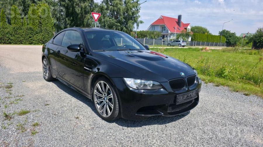Черный БМВ М3 2009 в Рига, объемом двигателя 4.00 л и пробегом 210 тыс. км за 28850 €, фото 3 на AUTOMOTO.COM.LV