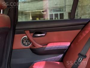 Melns BMW M3 2010 Rīga, ar dzinēja tilpumu 4.00 L un nobraukumu 215 tūkst. km par 20500 €, foto 34 vietnē AUTOMOTO.COM.LV