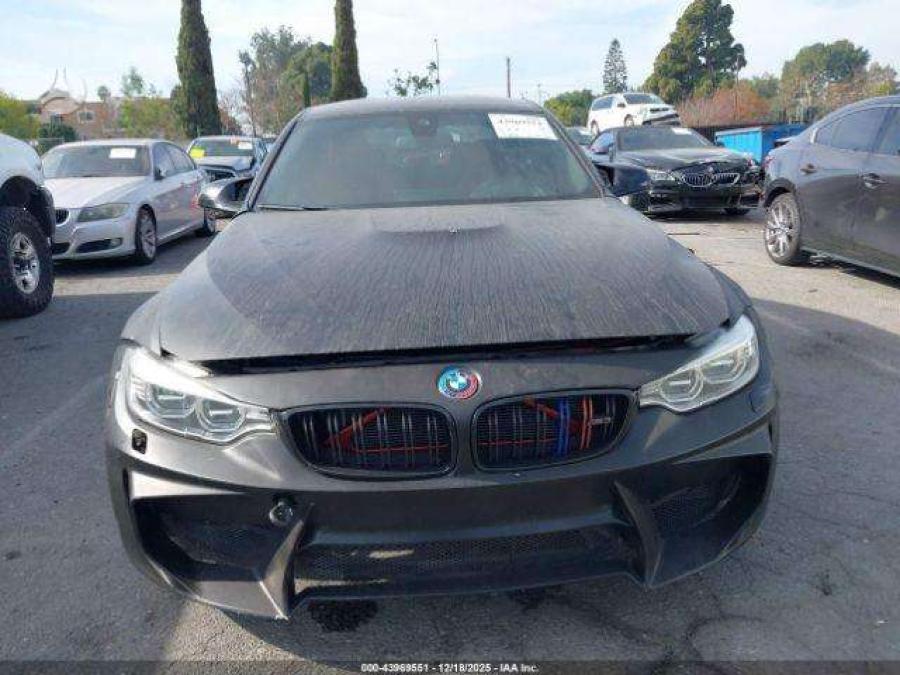 Melns BMW M3 2017 Klaipėda, ar dzinēja tilpumu 0.00 L un nobraukumu 77 tūkst. km par 13900 €, foto 13 vietnē AUTOMOTO.COM.LV