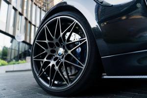 Black BMW M3 2018 in Vilnius, with an engine capacity of 2.98 L and mileage of 114 thousand km for 45990 €, photo 14 on AUTOMOTO.COM.LV