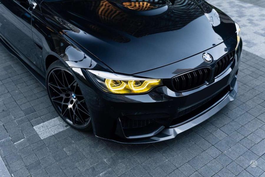 Black BMW M3 2018 in Vilnius, with an engine capacity of 2.98 L and mileage of 114 thousand km for 45990 €, photo 17 on AUTOMOTO.COM.LV