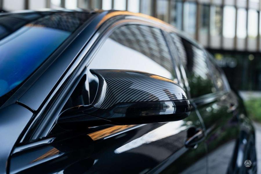 Black BMW M3 2018 in Vilnius, with an engine capacity of 2.98 L and mileage of 114 thousand km for 45990 €, photo 21 on AUTOMOTO.COM.LV