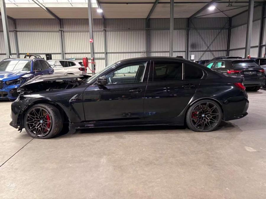Melns BMW M3 2022 Panevēža, ar dzinēja tilpumu 2.99 L un nobraukumu 63 tūkst. km par 33000 €, foto 4 vietnē AUTOMOTO.COM.LV