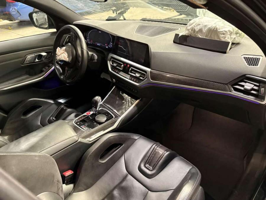Melns BMW M3 2022 Panevēža, ar dzinēja tilpumu 2.99 L un nobraukumu 63 tūkst. km par 33000 €, foto 28 vietnē AUTOMOTO.COM.LV