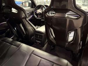 Melns BMW M3 2022 Panevēža, ar dzinēja tilpumu 2.99 L un nobraukumu 63 tūkst. km par 33000 €, foto 30 vietnē AUTOMOTO.COM.LV