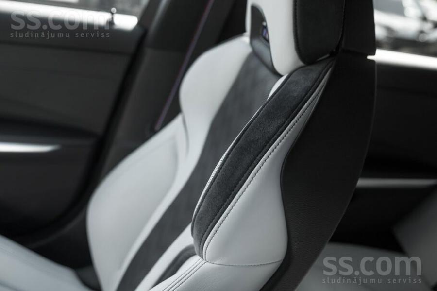 Melns BMW M3 2023 Tukums, ar dzinēja tilpumu 3.00 L un nobraukumu 47 tūkst. km par 79990 €, foto 26 vietnē AUTOMOTO.COM.LV