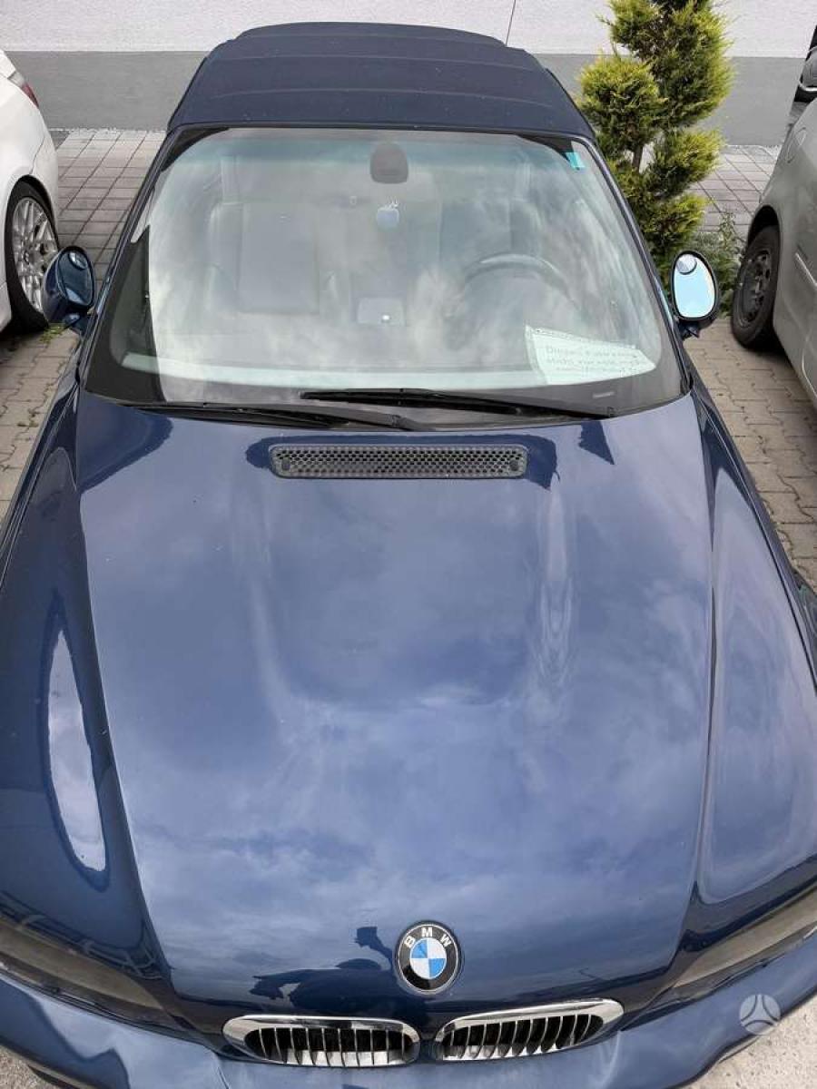 Blue BMW M3 2006 in Vilnius, with an engine capacity of 3.20 L and mileage of 138 thousand km for 25000 €, photo 14 on AUTOMOTO.COM.LV