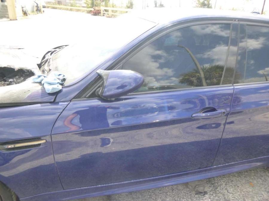 Zils BMW M3 2009 Šauļi, ar dzinēja tilpumu 4.00 L un nobraukumu 100 tūkst. km par 17800 €, foto 15 vietnē AUTOMOTO.COM.LV