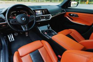 Blue BMW M3 2021 in Panevezys, with an engine capacity of 2.99 L and mileage of 87 thousand km for 52500 €, photo 12 on AUTOMOTO.COM.LV