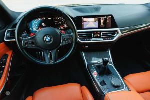 Blue BMW M3 2021 in Panevezys, with an engine capacity of 2.99 L and mileage of 87 thousand km for 52500 €, photo 20 on AUTOMOTO.COM.LV