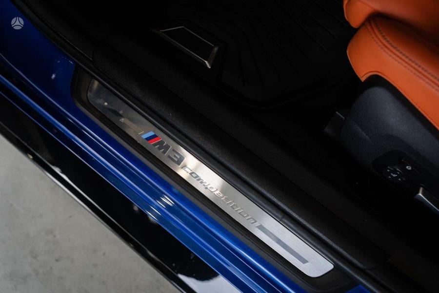 Zils BMW M3 2022 Viļņa, ar dzinēja tilpumu 2.99 L un nobraukumu 65 tūkst. km par 67500 €, foto 24 vietnē AUTOMOTO.COM.LV