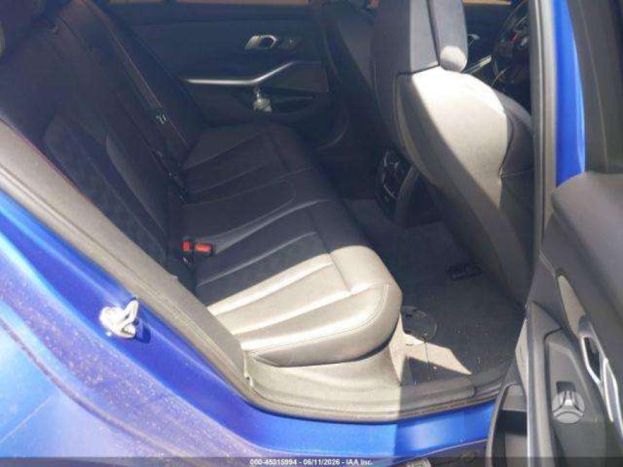 Blue BMW M3 2022 in Klaipeda, with an engine capacity of 0.30 L and mileage of 92 thousand km for 28500 €, photo 13 on AUTOMOTO.COM.LV