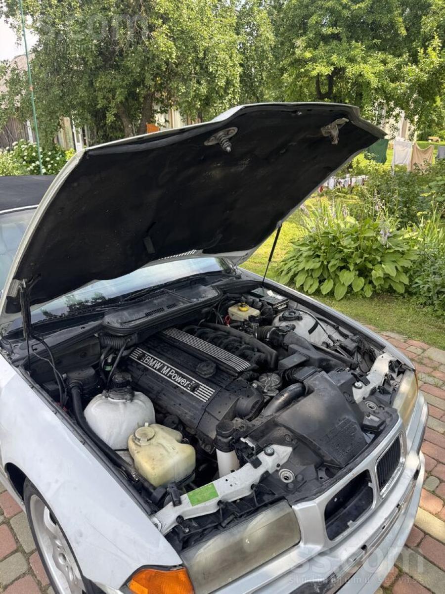 Grey BMW M3 1999 in Riga, with an engine capacity of 3.20 L and mileage of 200 thousand km for 12500 €, photo 13 on AUTOMOTO.COM.LV