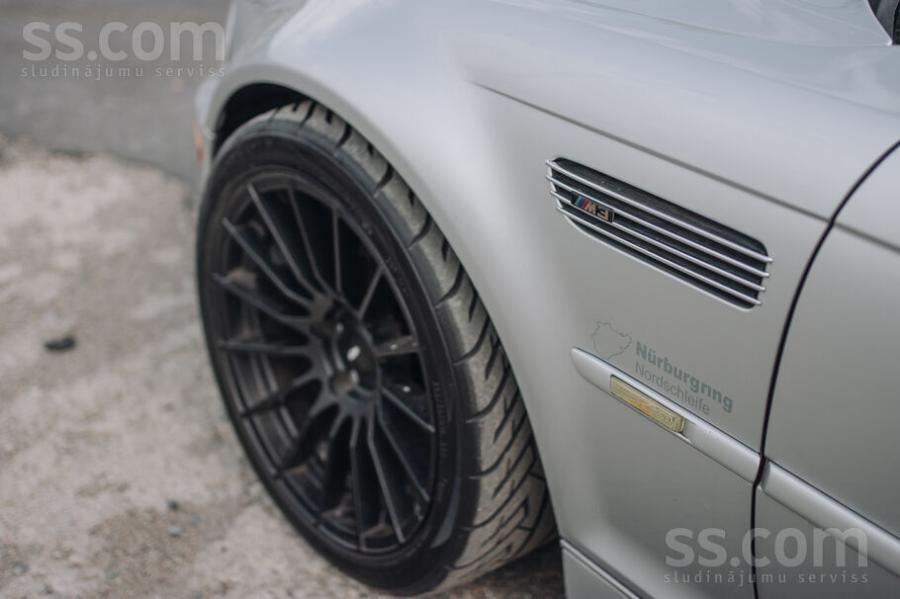 Pelēks BMW M3 2002 Rīga, ar dzinēja tilpumu 3.20 L un nobraukumu 185 tūkst. km par 22900 €, foto 24 vietnē AUTOMOTO.COM.LV