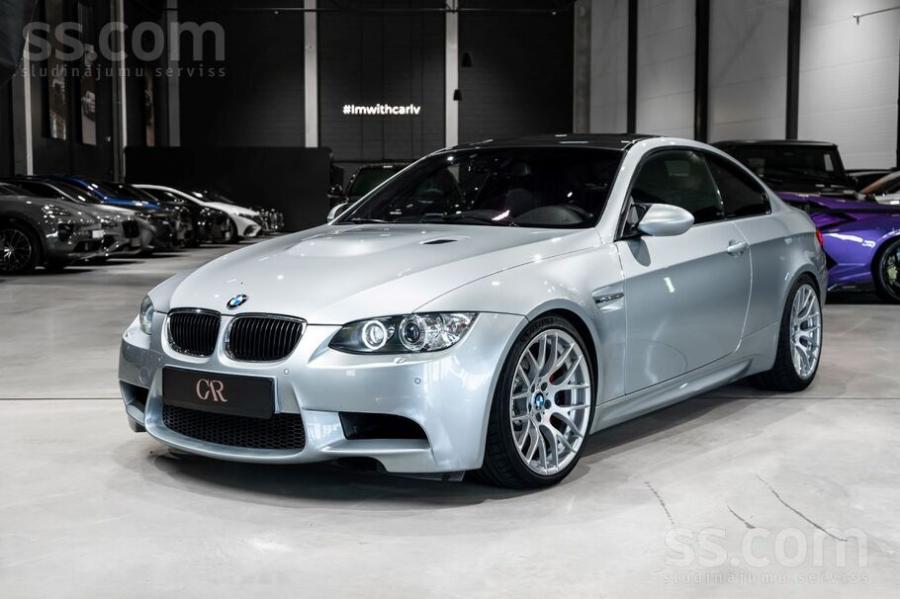 Pelēks BMW M3 2010 Rīga, ar dzinēja tilpumu 4.00 L un nobraukumu 204 tūkst. km par 35000 €, foto 1 vietnē AUTOMOTO.COM.LV