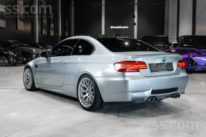 Pelēks BMW M3 2010 Rīga, ar dzinēja tilpumu 4.00 L un nobraukumu 204 tūkst. km par 35000 €, foto 7 vietnē AUTOMOTO.COM.LV