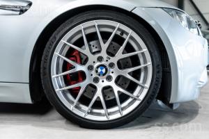 Pelēks BMW M3 2010 Rīga, ar dzinēja tilpumu 4.00 L un nobraukumu 204 tūkst. km par 35000 €, foto 8 vietnē AUTOMOTO.COM.LV