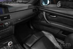 Pelēks BMW M3 2010 Rīga, ar dzinēja tilpumu 4.00 L un nobraukumu 204 tūkst. km par 35000 €, foto 29 vietnē AUTOMOTO.COM.LV