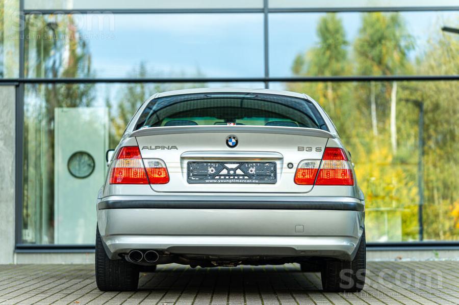 Pelēks BMW M3 2005 Rīga, ar dzinēja tilpumu 3.40 L un nobraukumu 162 tūkst. km par 18000 €, foto 5 vietnē AUTOMOTO.COM.LV