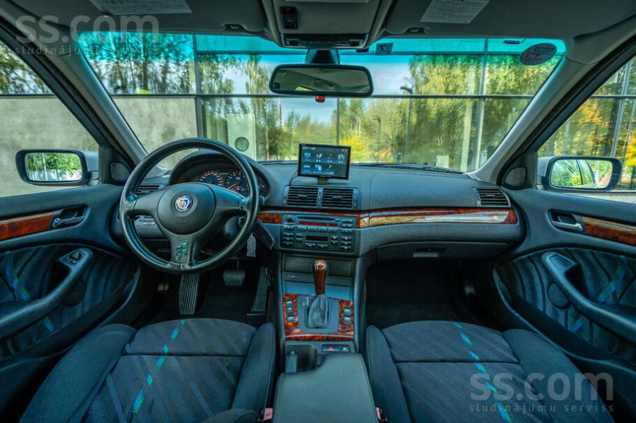 Pelēks BMW M3 2005 Rīga, ar dzinēja tilpumu 3.40 L un nobraukumu 162 tūkst. km par 18000 €, foto 12 vietnē AUTOMOTO.COM.LV