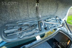 Pelēks BMW M3 2005 Rīga, ar dzinēja tilpumu 3.40 L un nobraukumu 162 tūkst. km par 18000 €, foto 21 vietnē AUTOMOTO.COM.LV