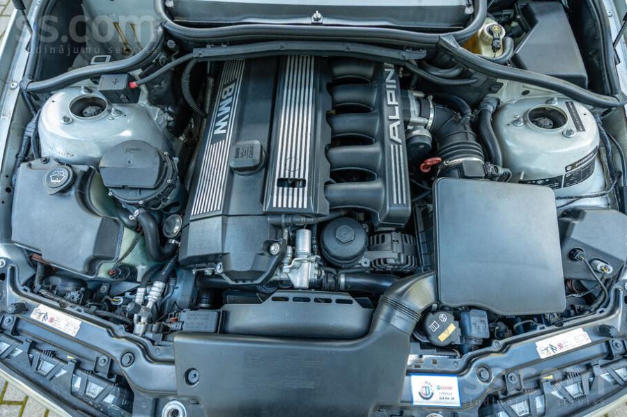 Pelēks BMW M3 2005 Rīga, ar dzinēja tilpumu 3.40 L un nobraukumu 162 tūkst. km par 18000 €, foto 22 vietnē AUTOMOTO.COM.LV