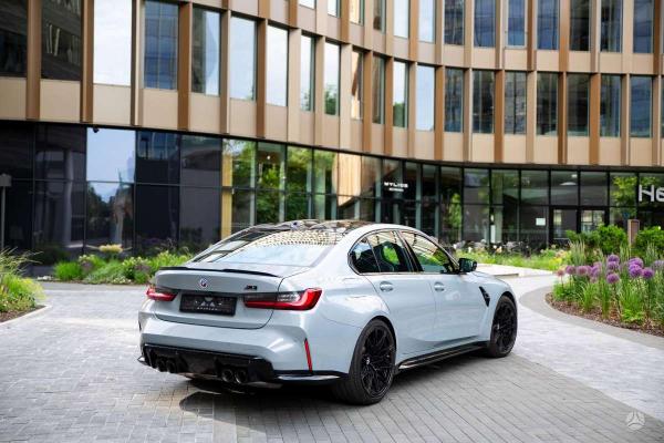 Grey BMW M3 2023 in Vilnius, with an engine capacity of 2.99 L and mileage of 17 thousand km for 70900 €, photo 10 on AUTOMOTO.COM.LV