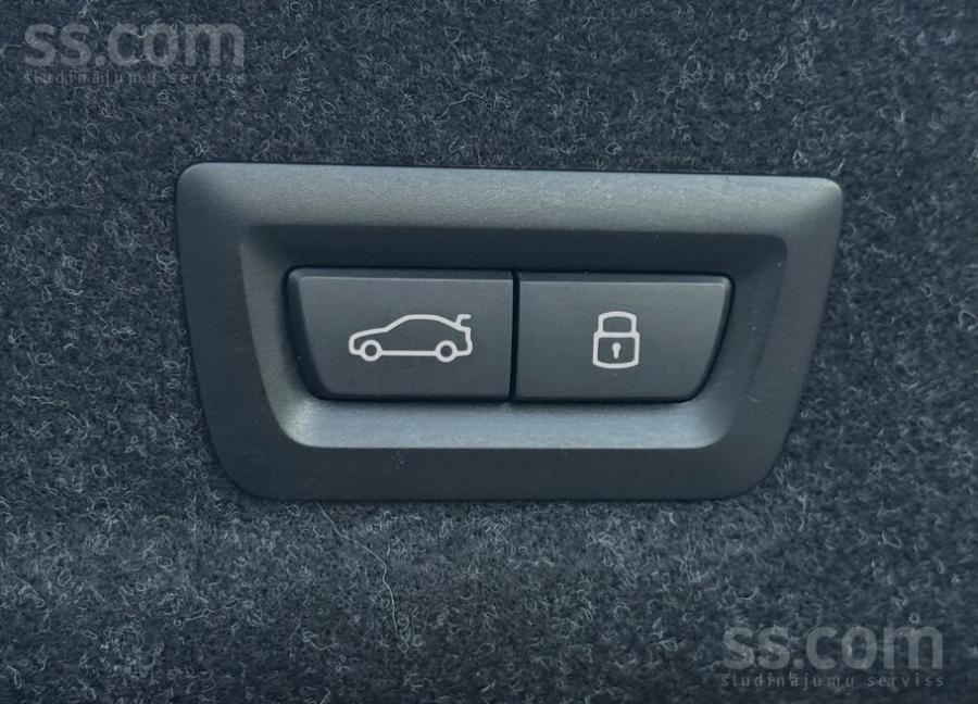 Pelēks BMW M3 2025 Rīga, ar dzinēja tilpumu 3.00 L un nobraukumu 17 tūkst. km par 87000 €, foto 36 vietnē AUTOMOTO.COM.LV
