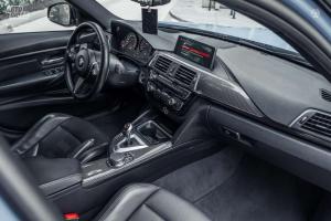 BMW M3 2018 in Vilnius, with an engine capacity of 3.00 L and mileage of 72 thousand km for 43000 €, photo 18 on AUTOMOTO.COM.LV