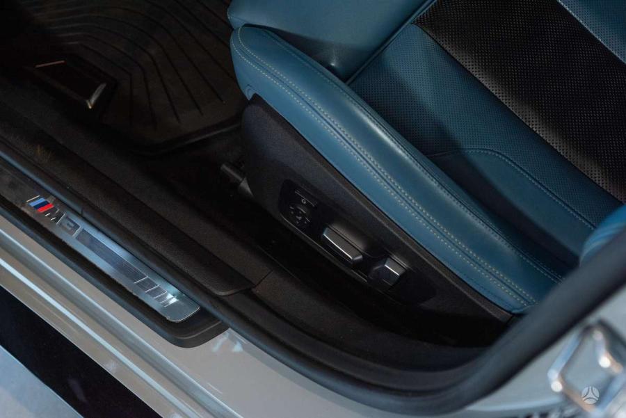 BMW M3 2023 in Kaunas, with an engine capacity of 3.00 L and mileage of 53 thousand km for 73440 €, photo 17 on AUTOMOTO.COM.LV