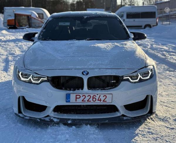 White BMW M3 2015 in Kaunas, with an engine capacity of 2.98 L and mileage of 172 thousand km for 35000 €, photo 3 on AUTOMOTO.COM.LV