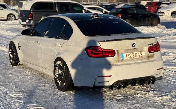 White BMW M3 2015 in Kaunas, with an engine capacity of 2.98 L and mileage of 172 thousand km for 35000 €, photo 5 on AUTOMOTO.COM.LV