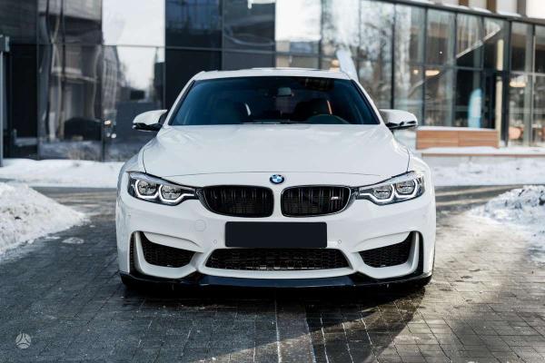 White BMW M3 2018 in Vilnius, with an engine capacity of 2.98 L and mileage of 99 thousand km for 44990 €, photo 2 on AUTOMOTO.COM.LV