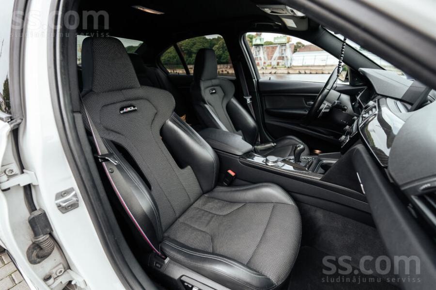 Balts BMW M3 2018 Liepāja, ar dzinēja tilpumu 3.00 L un nobraukumu 0 tūkst. km par 44900 €, foto 19 vietnē AUTOMOTO.COM.LV