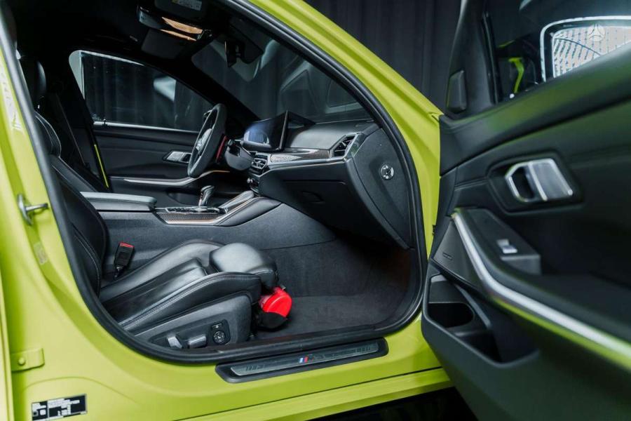 Yellow BMW M3 2022 in Vilnius, with an engine capacity of 2.99 L and mileage of 52 thousand km for 67999 €, photo 20 on AUTOMOTO.COM.LV