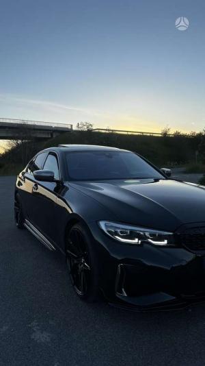 Black BMW M340 2020 in Vilnius, with an engine capacity of 3.00 L and mileage of 124 thousand km for 33000 €, photo 5 on AUTOMOTO.COM.LV