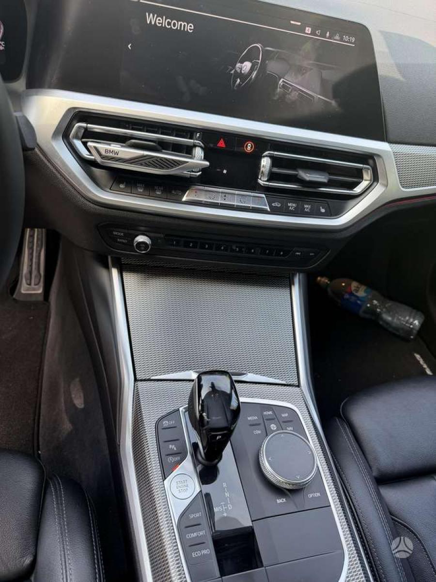 Black BMW M340 2020 in Vilnius, with an engine capacity of 3.00 L and mileage of 124 thousand km for 33000 €, photo 11 on AUTOMOTO.COM.LV