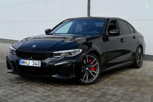 Black BMW M340 2021 in Kretinga, with an engine capacity of 3.00 L and mileage of 62 thousand km for 37499 €, photo 4 on AUTOMOTO.COM.LV
