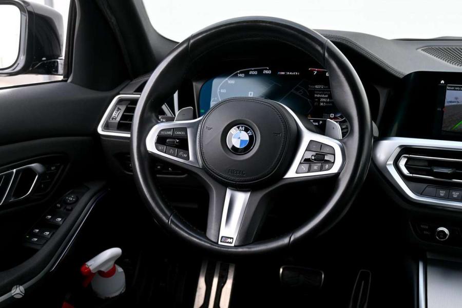 Black BMW M340 2021 in Kretinga, with an engine capacity of 3.00 L and mileage of 62 thousand km for 37499 €, photo 29 on AUTOMOTO.COM.LV
