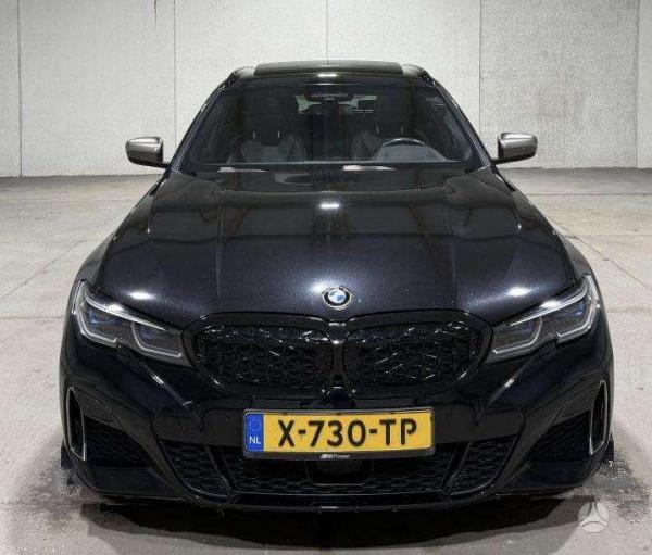 Black BMW M340 2019 in Kaunas, with an engine capacity of 3.00 L and mileage of 149 thousand km for 29700 €, photo 2 on AUTOMOTO.COM.LV