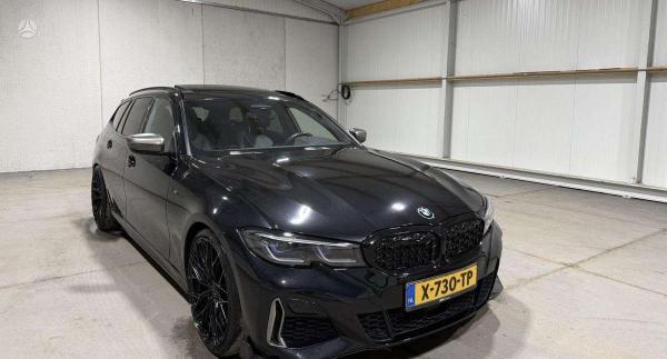 Black BMW M340 2019 in Kaunas, with an engine capacity of 3.00 L and mileage of 149 thousand km for 29700 €, photo 3 on AUTOMOTO.COM.LV