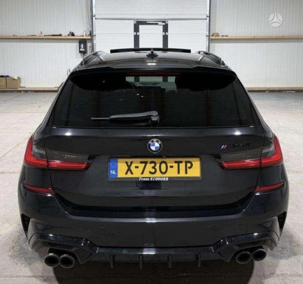 Black BMW M340 2019 in Kaunas, with an engine capacity of 3.00 L and mileage of 149 thousand km for 29700 €, photo 5 on AUTOMOTO.COM.LV