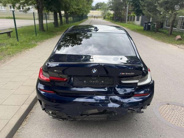 Blue BMW M340 2020 in Vilnius, with an engine capacity of 3.00 L and mileage of 99 thousand km for 24950 €, photo 5 on AUTOMOTO.COM.LV