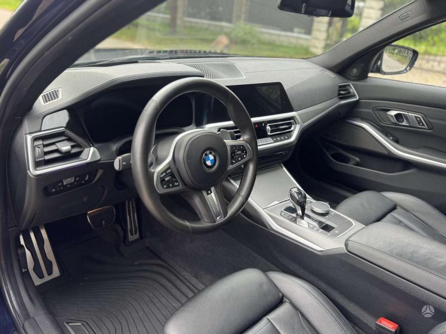 Blue BMW M340 2020 in Vilnius, with an engine capacity of 3.00 L and mileage of 99 thousand km for 24950 €, photo 9 on AUTOMOTO.COM.LV